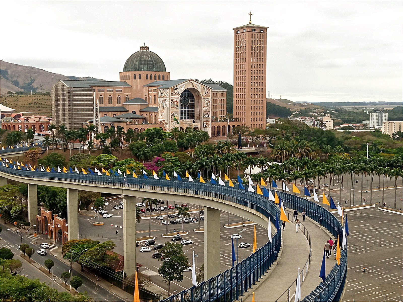 O que ver e fazer em Aparecida – 13 atrações imperdíveis!